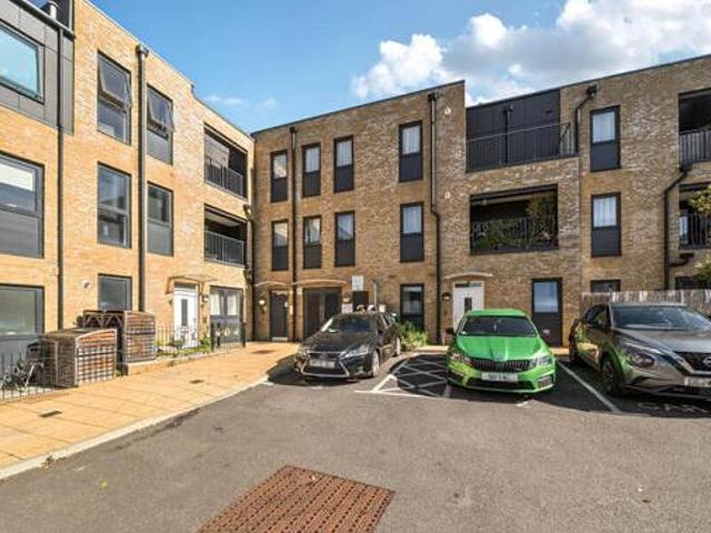 Laundry Close, Croydon, 2 Bedroom Apartment