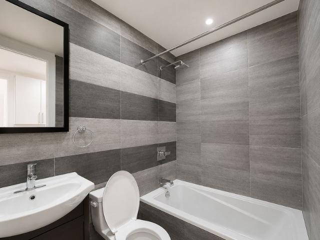 Laundry / two bath / gates JZ