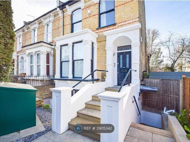 Laura Terrace, London N4, 2 bed flat to rent, £2,850 pcm | PrimeLocation