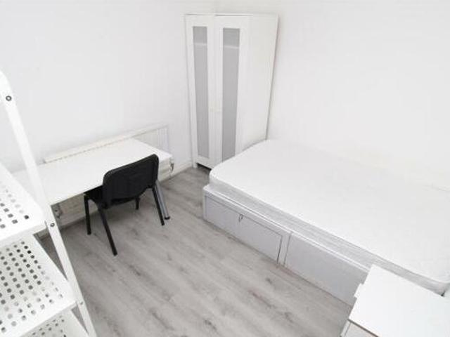 Laura Street, Treforest, 1 Bedroom House