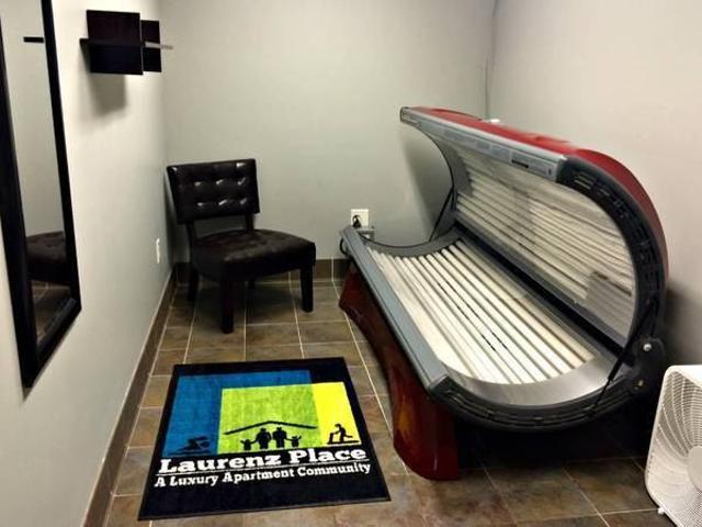 Laurenz Place 1 Bedroom Apartment for Rent at 3001 E Jefferson Blvd, South Bend, IN 46615
