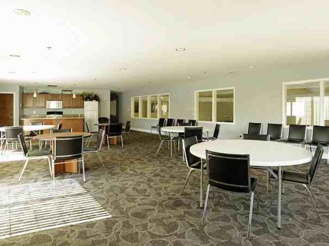 Laurenz Place 1 Bedroom Apartment for Rent at 3001 E Jefferson Blvd, South Bend, IN 46615