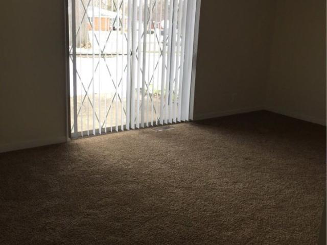 Laurenz Place 1 Bedroom Apartment for Rent at 3001 E Jefferson Blvd, South Bend, IN 46615