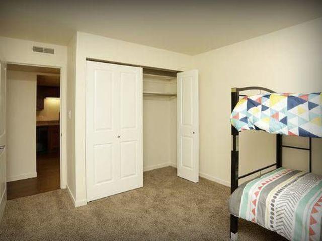 Laurenz Place 2 Bedroom Apartment for Rent at 3001 E Jefferson Blvd, South Bend, IN 46615