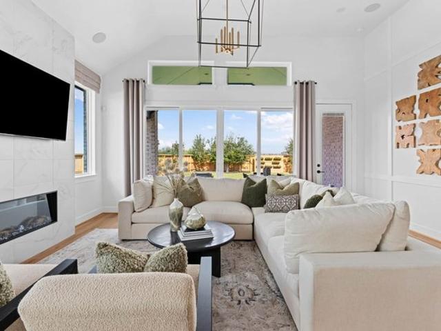 Lauren Plan Wood Leaf Reserve Community