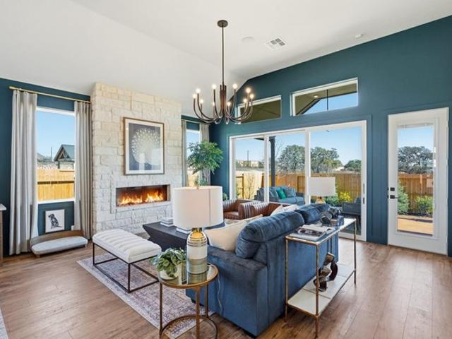 Lauren Plan Buffalo Crossing Community