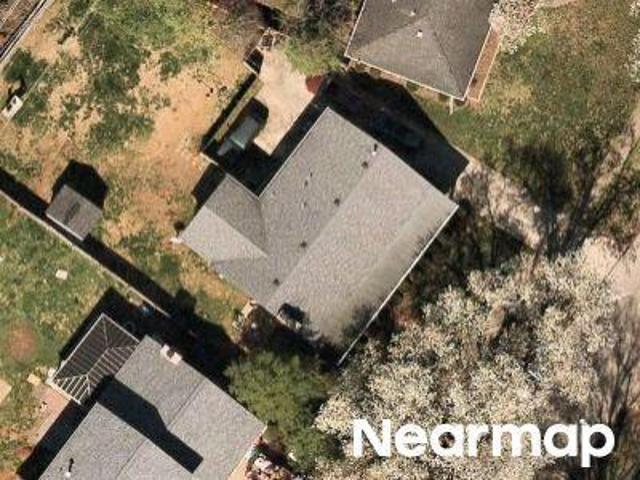 Laurelwood Ave