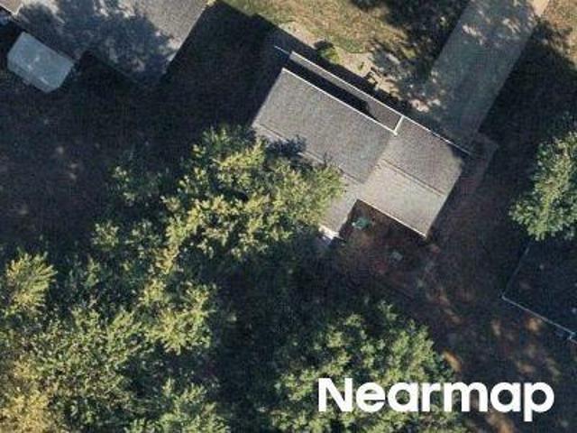 Laurelwood Dr SE