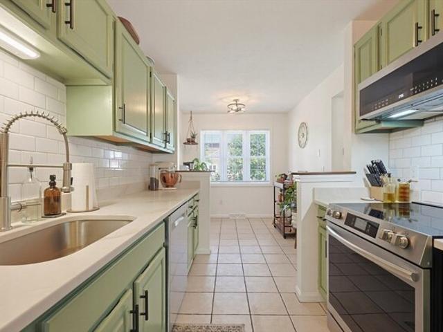Laurelwood Dr Unit,hopedale, Condo For Sale