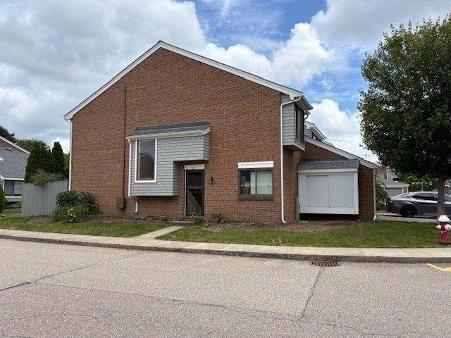Laurelwood Dr Unit,stoughton, Condo For Sale