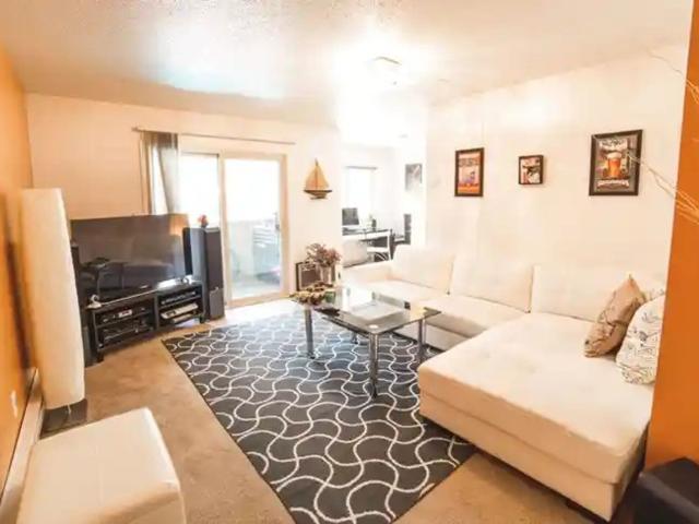 Laurelwood Estates