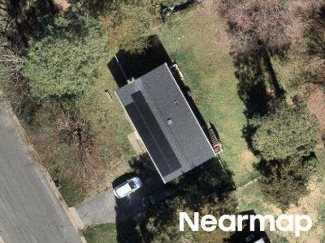 Laurelwood Rd