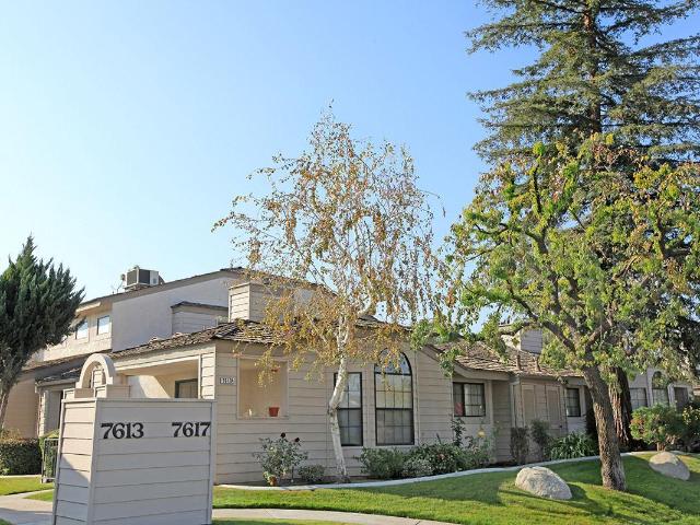 Laurelwood West Villas