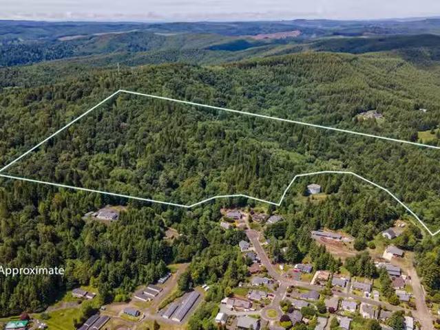 Laurel #203/204, Coquille, OR 97423 MLS 24543831
