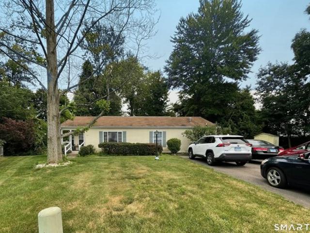 Laurel Cir, East Windsor, Property For Sale