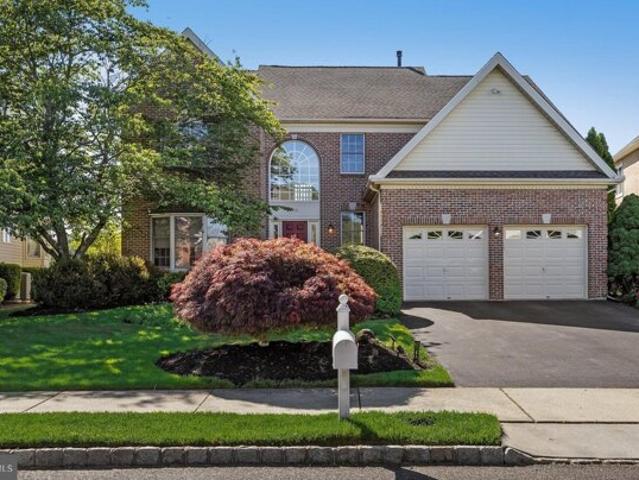 Laurel Creek Blvd, Moorestown, Home For Sale