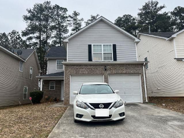 Laurel Creek Dr