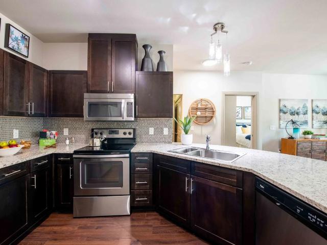 Laurel at Lake Highlands 3 Bedroom Apartment for Rent at 6808 Skillman St, Dallas, TX 75231
