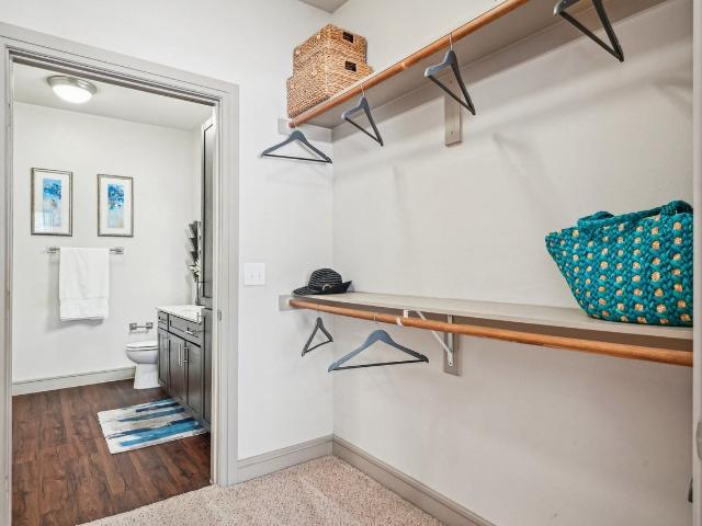 Laurel at Lake Highlands 1 Bedroom Apartment for Rent at 6808 Skillman St, Dallas, TX 75231