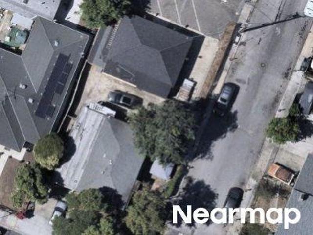 Laurel Ave