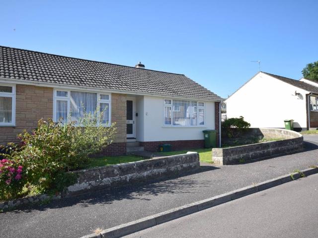 Laurel Avenue, Bideford EX39, 2 bed bungalow to rent, £825 pcm | PrimeLocation