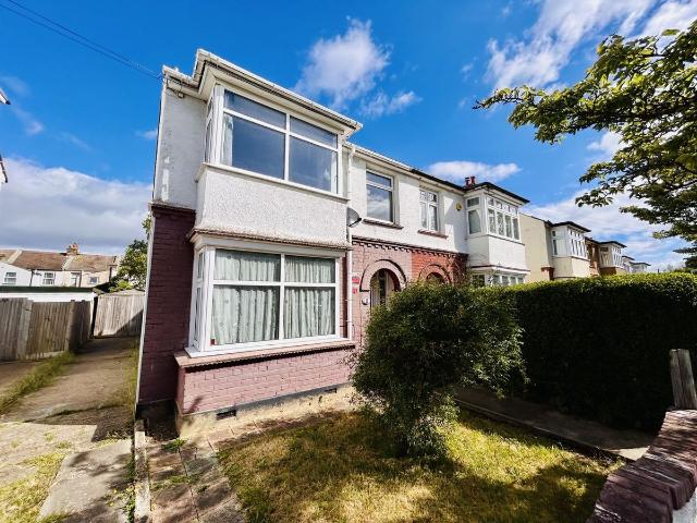 Laurel Avenue, Gravesend DA12, 3 bed semi detached house to rent, £1,700 pcm | PrimeLocation