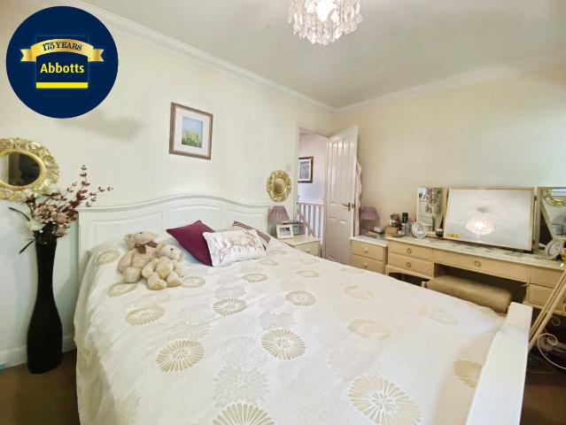Laurel Grove, Chelmsford CM2, 2 bed terraced house to rent, £1,600 pcm | PrimeLocation