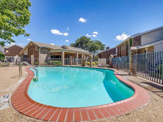 Laurel Grove by Trion Living 2 Bedroom Apartment for Rent at 1000 River Bend Dr, Lancaster, TX 75146