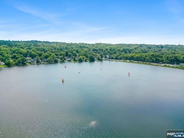 Laurel Dr, Wayne, Home For Sale