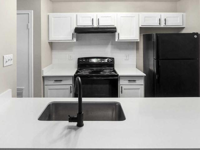 Laurel Heights Apartments 1 Bedroom Apartment for Rent at 483 Laurel Ln, New Braunfels, TX 78130
