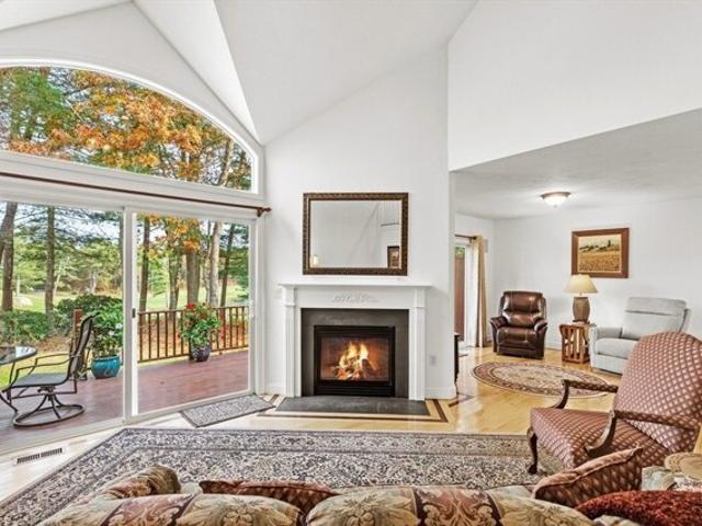 Laurel Hill Ct Unit,bourne, Condo For Sale
