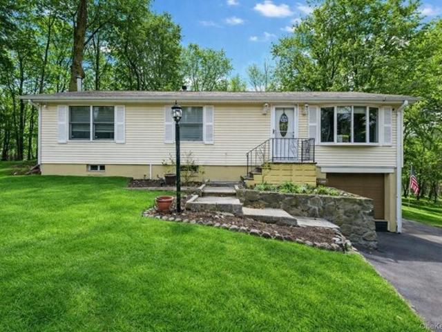 Laurel Hill Rd, Croton On Hudson, Home For Sale