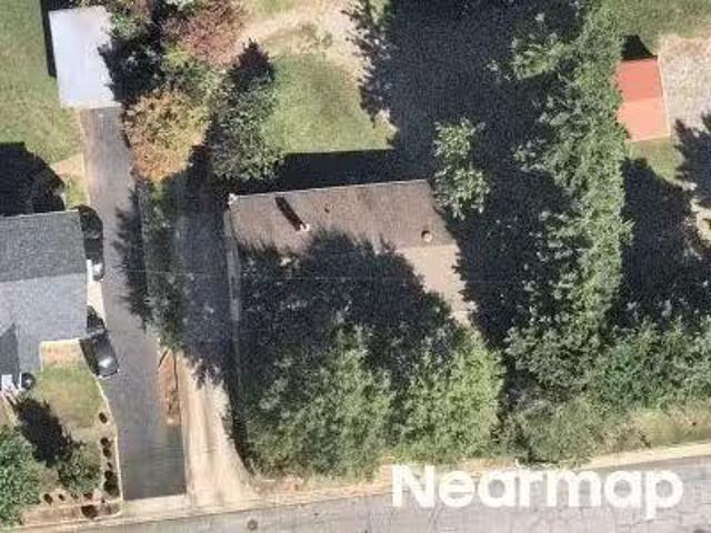 Laurel Ln