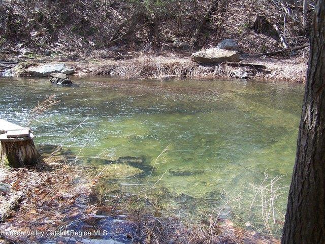 Laurel Ln, Kerhonkson, NY 12446
