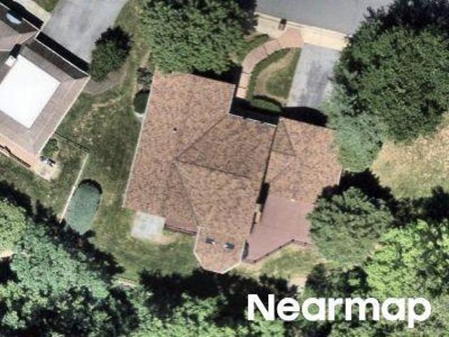 Laurel Leaf Dr