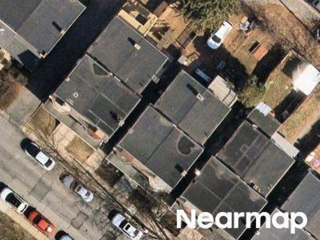 Laurel St