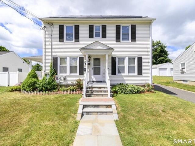 Laurel St, Danbury, Home For Sale