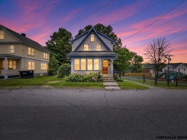 Laurel St, Newport, Home For Sale