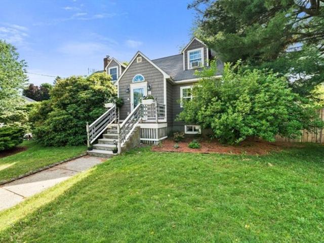 Laurel St, Woburn, Home For Sale