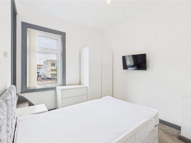 Laurel Street, Middlesbrough, North Yorkshire TS1, 3 bed shared accommodation to rent, £950 pcm | PrimeLocation