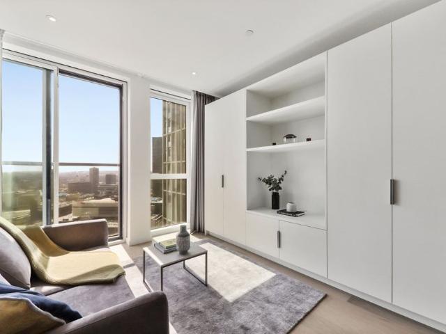Laurel Point, E20 1JF, London
