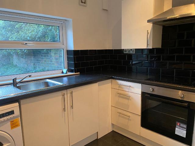 Laurel Road, Liverpool L7, 2 bed flat to rent, £795 pcm | PrimeLocation
