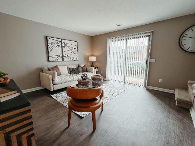 Laurel Ridge Apartments 2 Bedroom Apartment for Rent at 4715 Bonny Oaks Dr, Chattanooga, TN 37416 Bonny Oaks Highway 58
