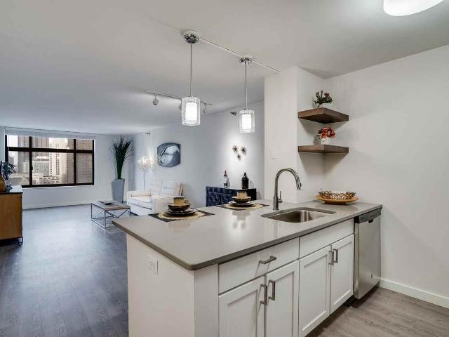 Laurel Village Apartments Studio Apartment for Rent at 1254 Hennepin Avenue, Minneapolis, MN 55403 Loring Park