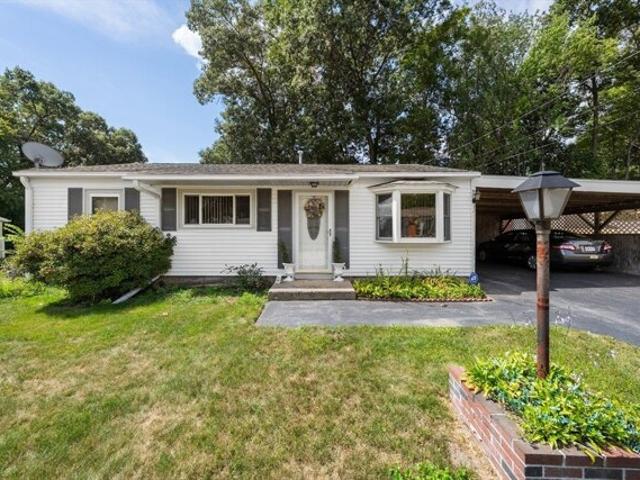 Laurie Ln, Lowell, Home For Sale