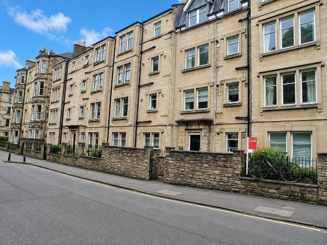 Lauriston Gardens, Edinburgh EH3, 2 bed flat to rent, £1,550 pcm | PrimeLocation