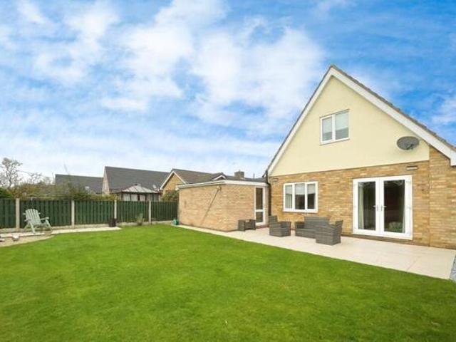 Laurold Avenue, Hatfield Woodhouse, 4 Bedroom Detached