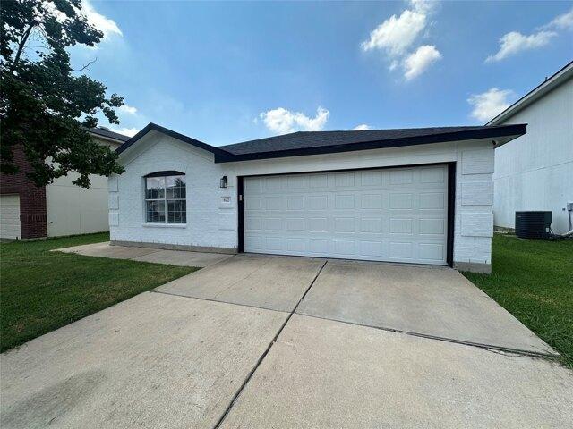 Lavaca Loop, Elgin, Home For Sale