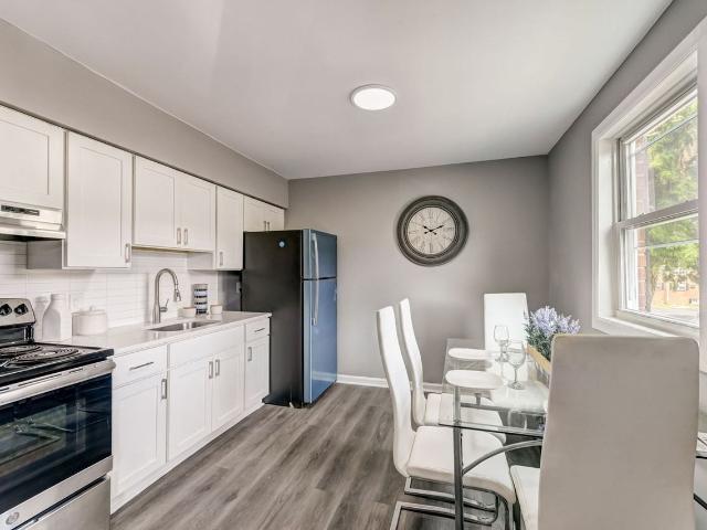 Lavana Falls Apartments 2 Bedroom Apartment for Rent at 7200 Marion Ave, Levittown, PA 19055 Junewood