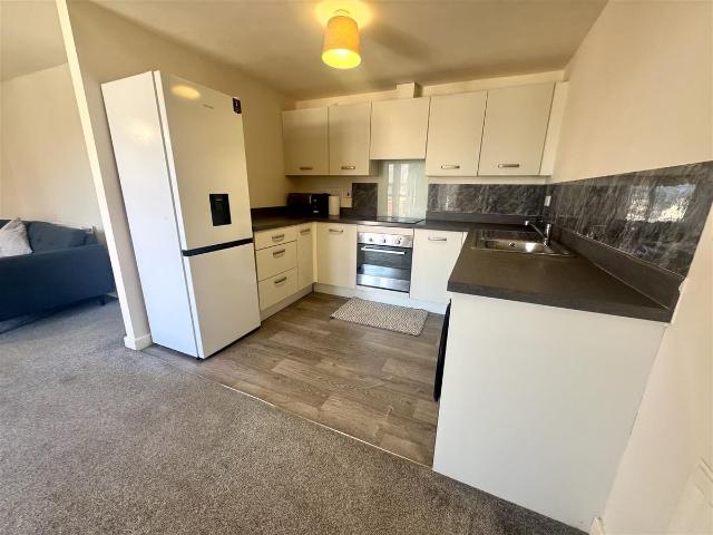 Lavender Way, Sheffield S5, 2 bed flat to rent, £875 pcm | PrimeLocation